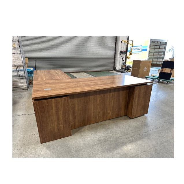 National Tessera Desk – G|M Business Interiors