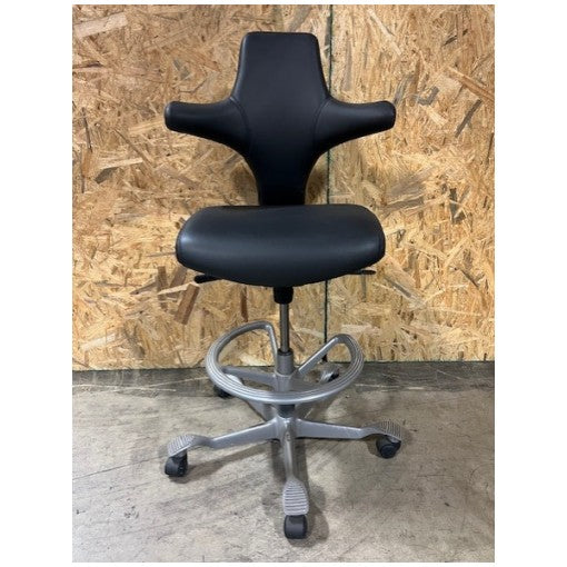 HAG Flat Stool – G|M Business Interiors